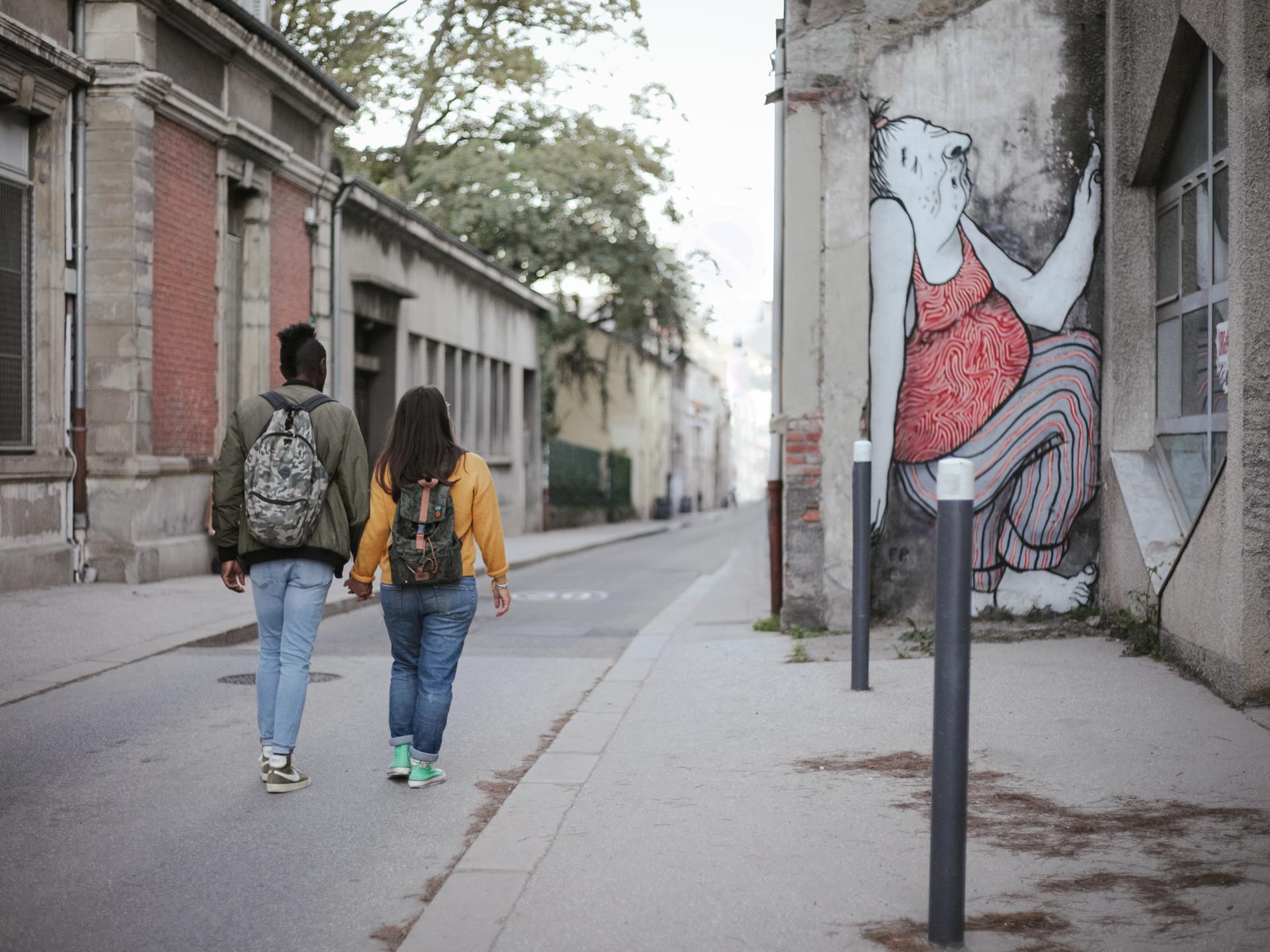 Find the frescoes of Ella & Pitr | adt-loire